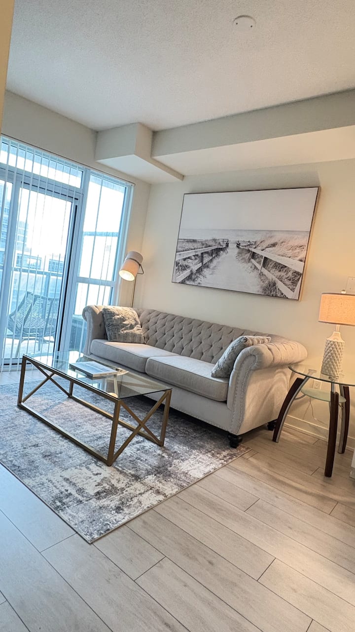 Lakeside Retreat - 256