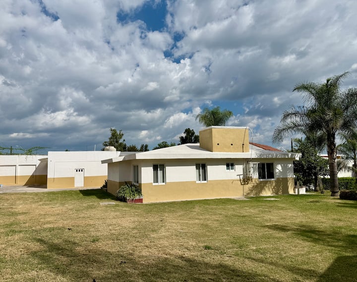 Casa/jardín Ideal Para Familias Con Mascotas - San Francisco del Rincón