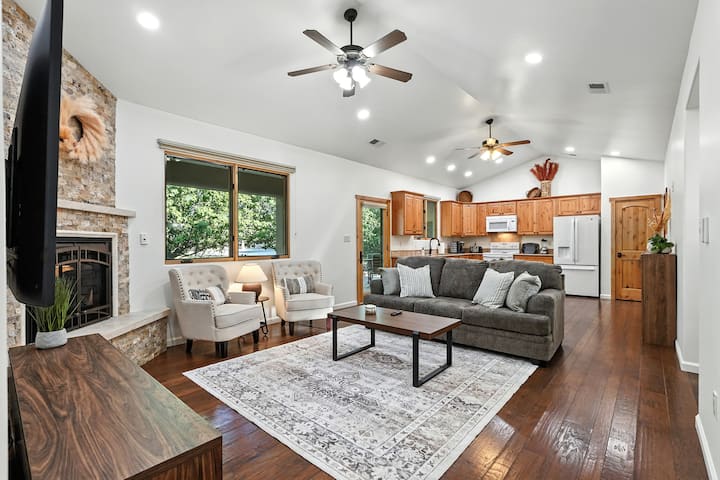 Casa Bonita In The Heart Of Corrales - Corrales, NM