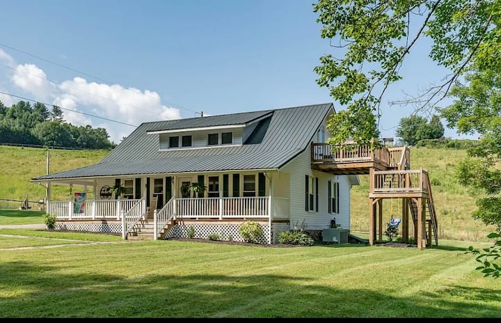Rafter H Farm House - Mountain City, TN