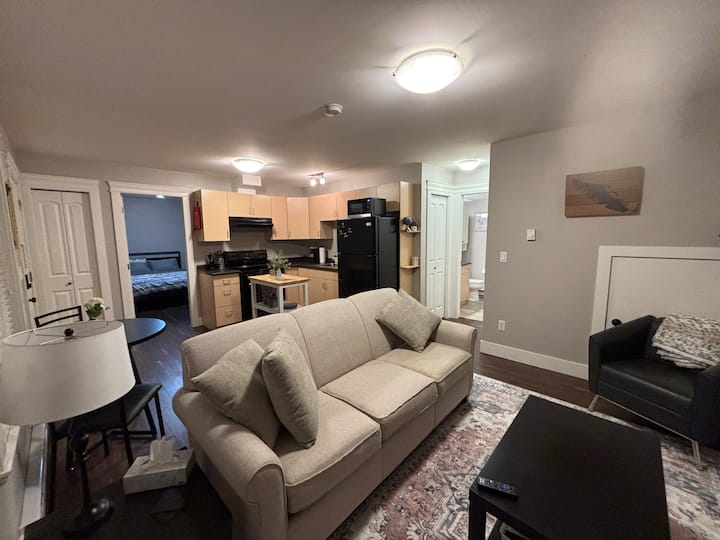Basement Suite In Langford - Langford