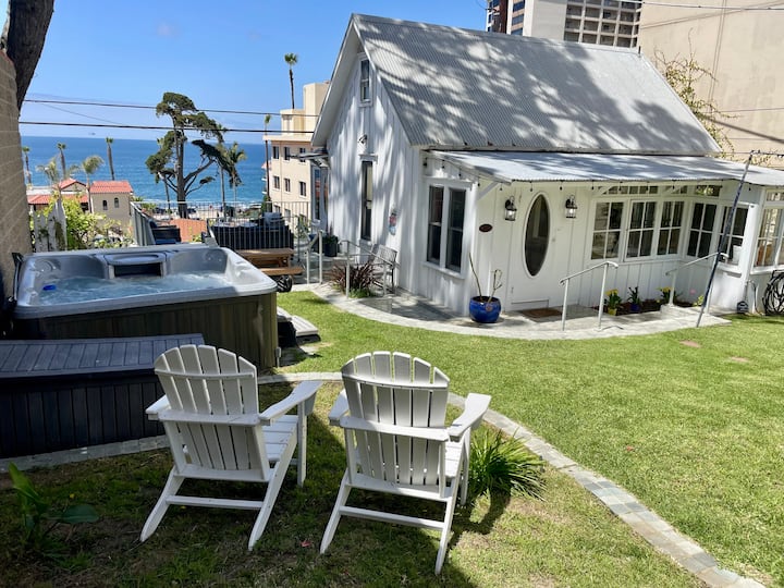 La Jolla Cove Cottage - San Diego, CA