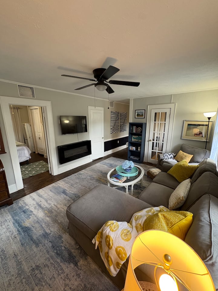 Country Club Courtyard-2 Brs Each W/full Baths - Wilmington, NC