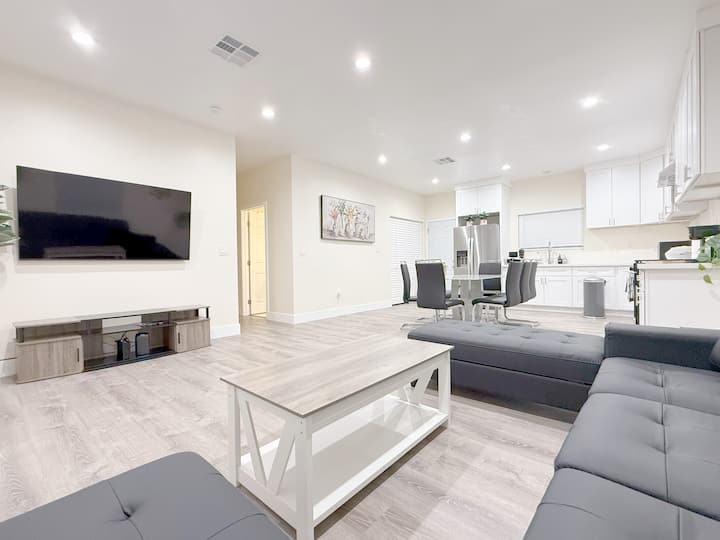 Newly Built 3br/2ba | Central Oc |15 Min To Disney - Cypress, CA