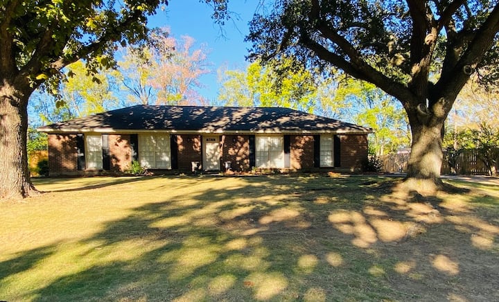 4 Bedroom - Home Away From Home - Montgomery, AL