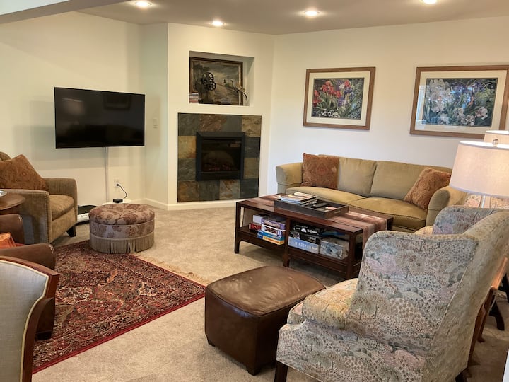 Roomy View Home In Beautiful Gig Harbor Wa - Gig Harbor, WA