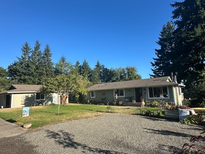 Roomy View Home In Beautiful Gig Harbor Wa - Gig Harbor, WA