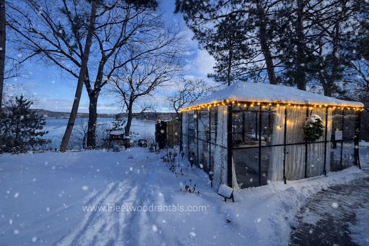 Relax And Rewind On Lake Mallalieu Hudson - The Grove, Inver Grove Heights