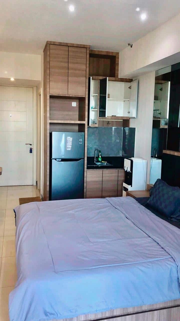 Benson Studio X Pakuwon Mall Wifi Hotwater 180 Bed - スラバヤ