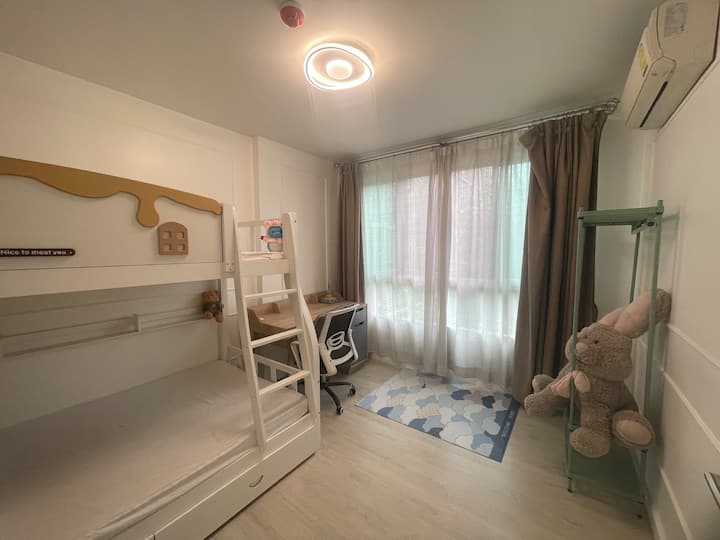 &8 Dcondo Sign两室两卫·60平米·近尚泰百货·可做饭·泳池健身房·适合家庭 /免费接机 - Chiang Mai