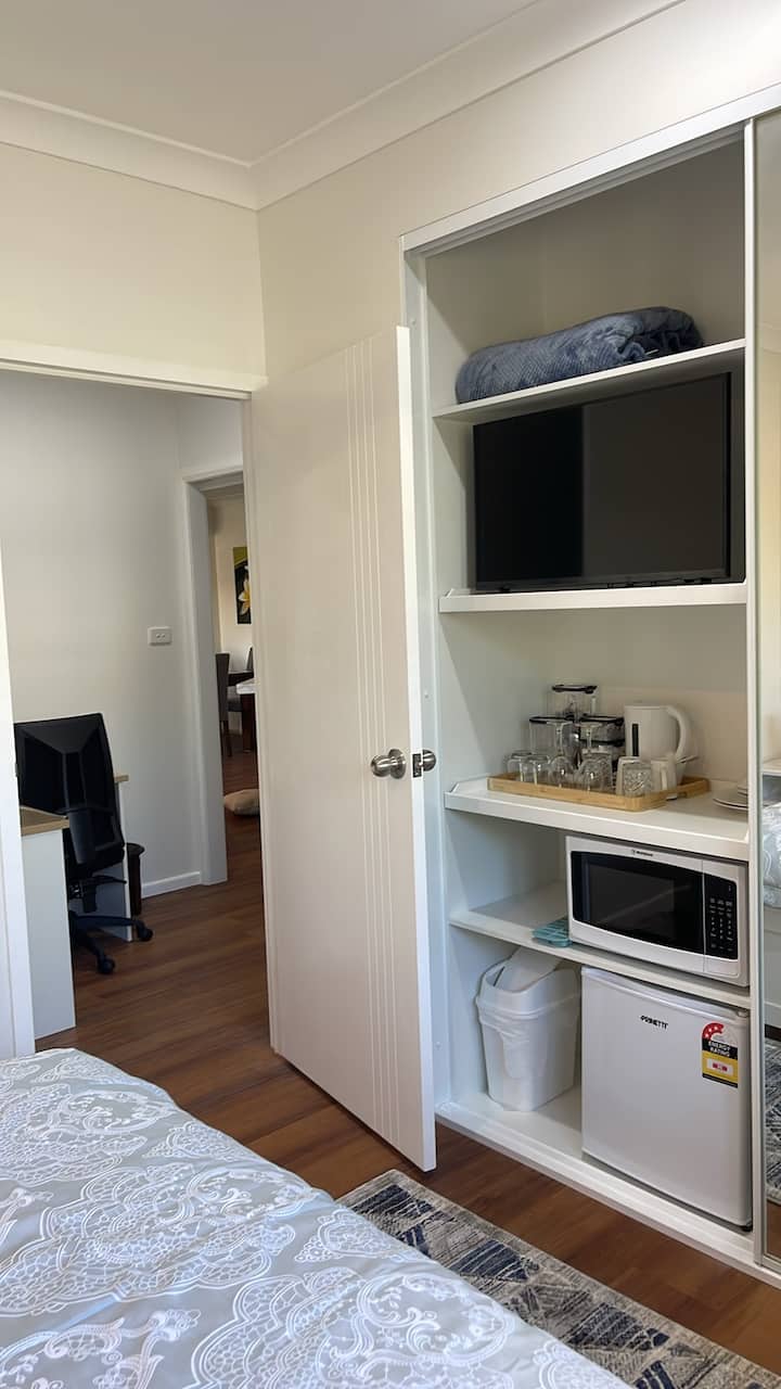 Bliss By The Pool - Palmerston City