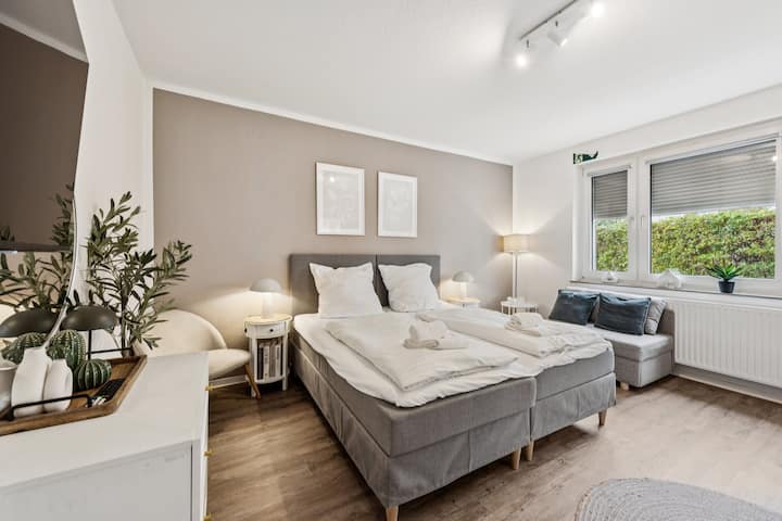 Shiny Homes | Stilvolles Studio In Bielefeld - Bielefeld