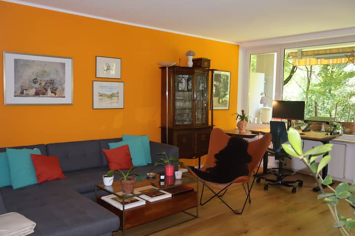 Attraktive Wohnung Mit Blick In Den Park - Munich