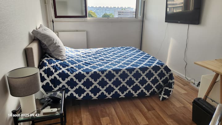 1 Chambre (Gd Lit) Ou 1 Chambre (2lits) - Évry