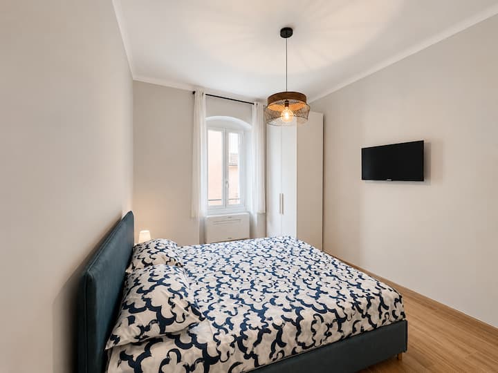 Camera Nel Cuore Del Borgo - A/c - Bagno Privato - Finale Ligure