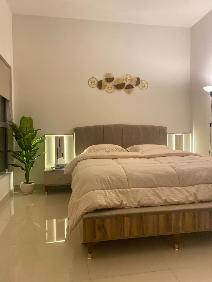 Room With Swimming Pool View - Sharjah