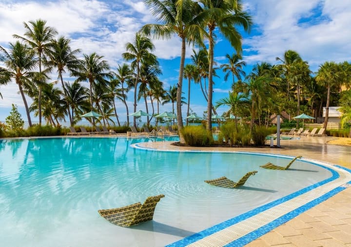 Stylish Room W/patio, Outdoor Pool & Free Parking - Islamorada, FL