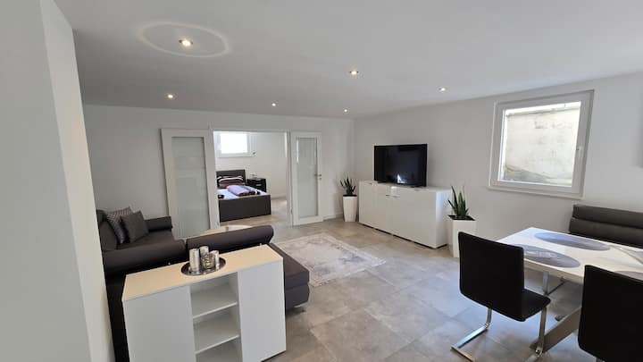 Moderne Neue Ferienwohnung 85 Qm - Sinsheim