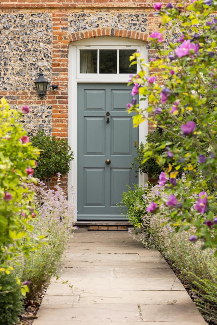 South Downs Escape With Outdoor Copper Bath - Chichester