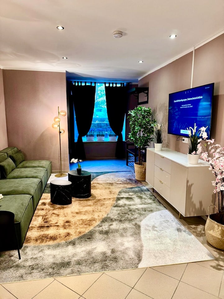 Marvelous Apt Am Treptower Park - Berlijn