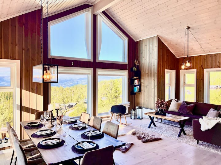 Stemningsfull Hytte Med Panoramautsikt - Norvège