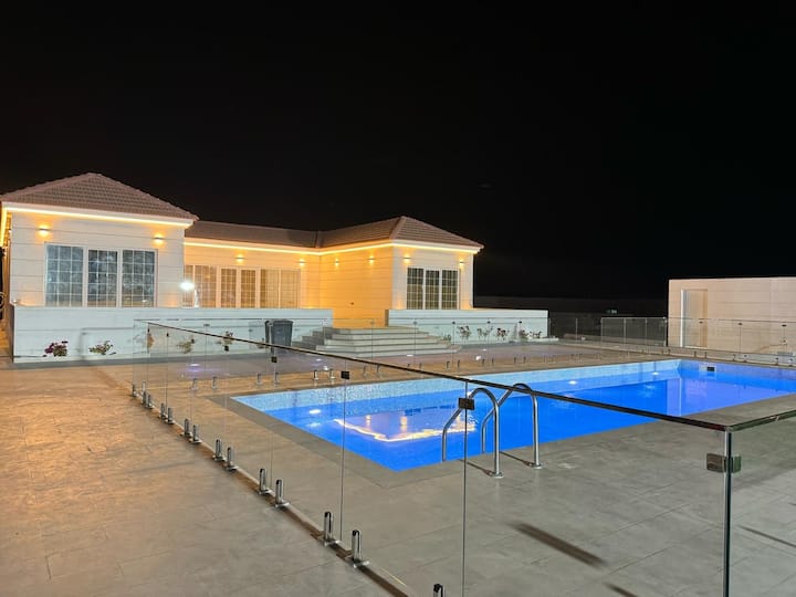 Modern Villa With Private Pool – Near Downtown - Émirats arabes unis