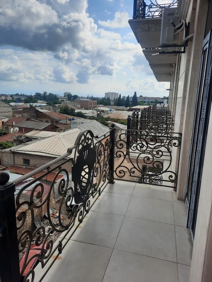 ბინა თამარზე 28.15 - 쿠타이시