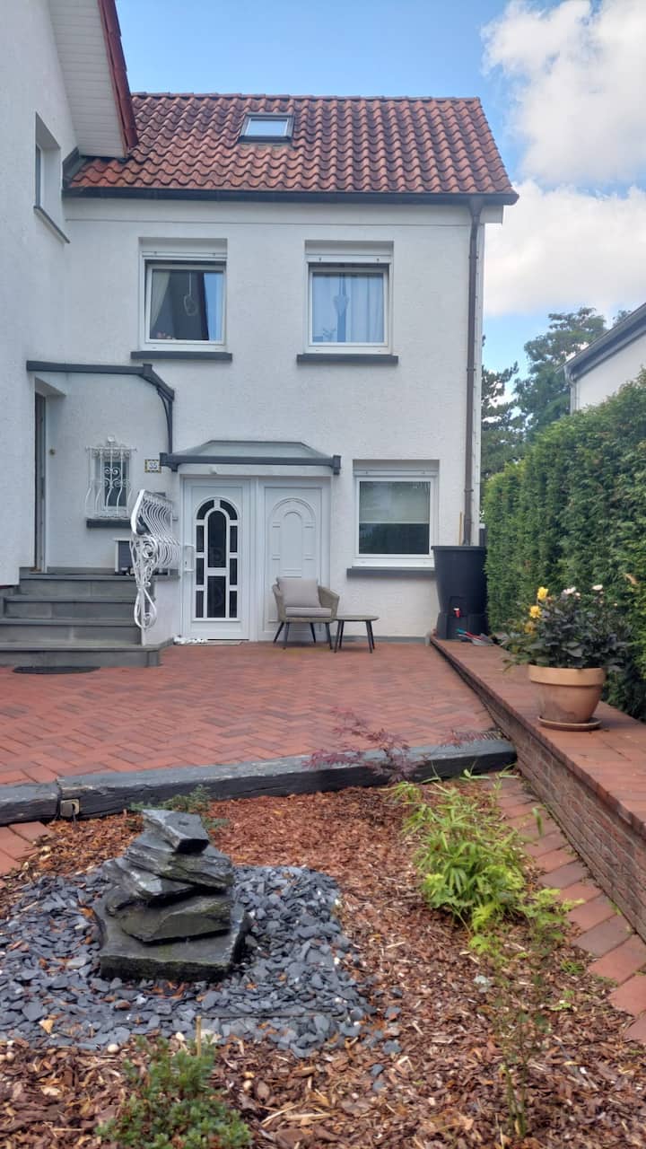 Zimmer Mit Eigenem Bad Und Eigenem Eingang - Bad Oeynhausen