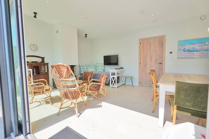 Uniek Vakantiehuishuis Op Prachtige Locatie - Callantsoog