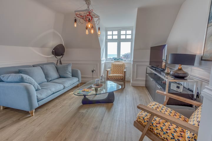 The Seasalt Loft -Stylish Apartment With Sea Views - Sheringham