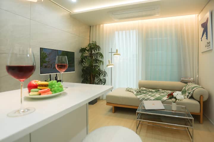 합정역 도보10분/한강공원/yg엔터/신축/엘리베이터/8인/에어컨3대/한강뷰/세탁건조기 - Seoul