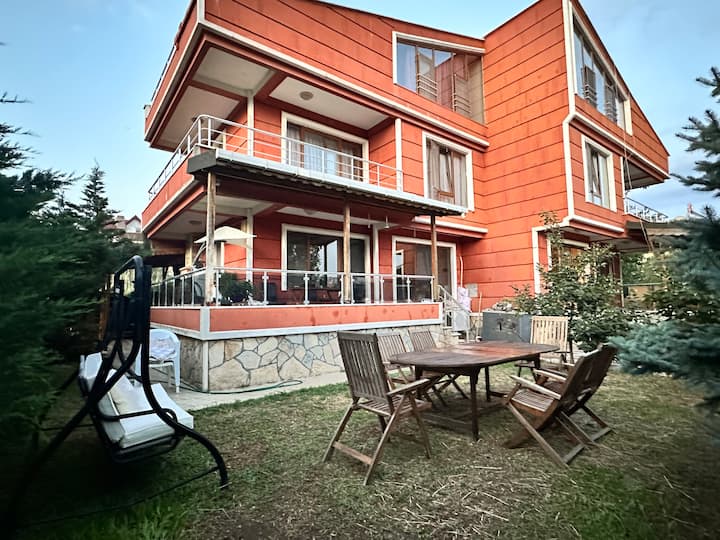 Denize 50 Mt Mesafade Huzur… - Erdek