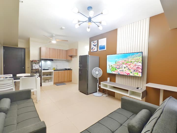 Avida Riala It Park 2br Unit 2 Smarttvs King Bed - Cebu City