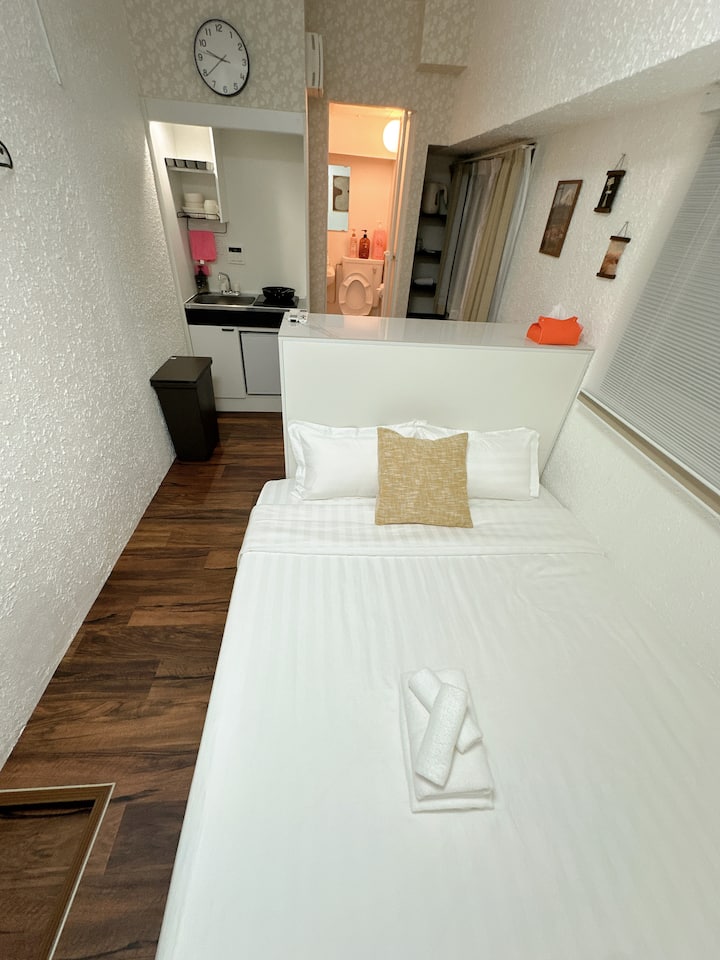 03-2【勝hotel】机场直达/地铁站1分钟/可免费寄存行李/双人床/免费wi-fi - Osaka