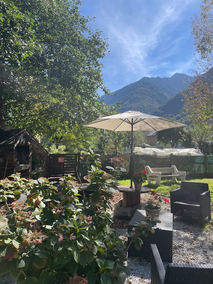 Spacious Alpine 3-bedroom Pyrenees Apartment - Le Mourtis