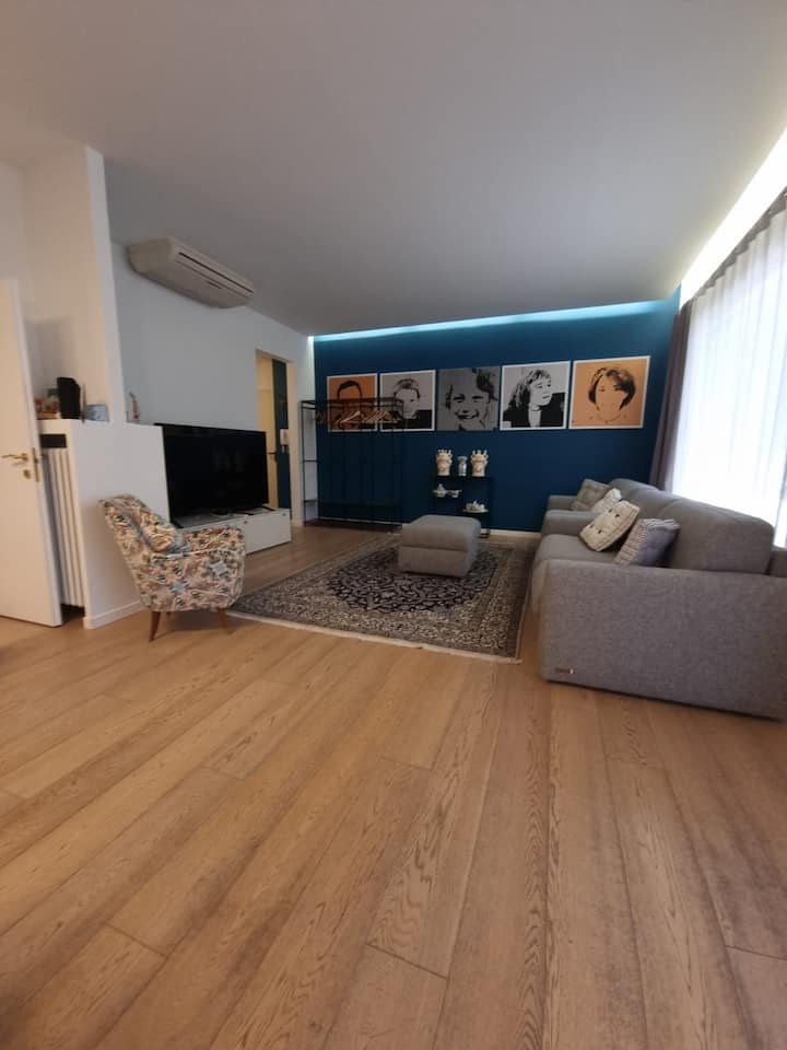 Open Space A Modena A Pochi Minuti Dal Centro - Modena