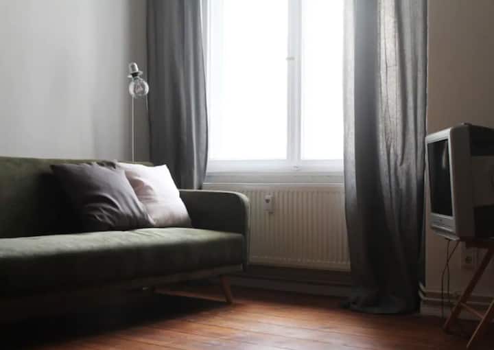 Single-apartment, Schön Und Zentral Im Gleimkiez. - Berlin