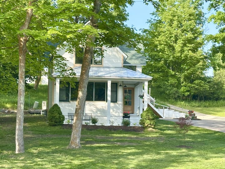 Horton Bay, Slps 6, Lake Access - Petoskey, MI