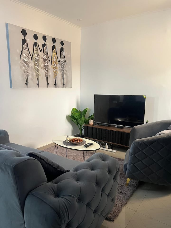 B Home | Suite Chambre + Salon à 2 Min De La Plage - Pointe-Noire