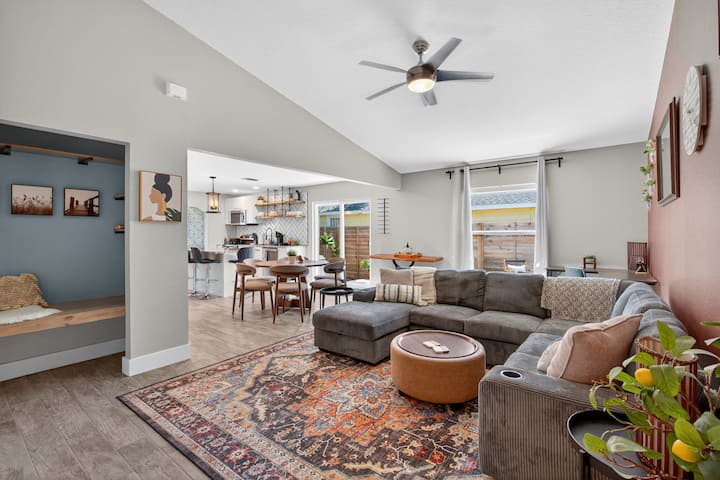 Boho Bungalow. 10 Mins To The Best Beach’s. - Sarasota, FL