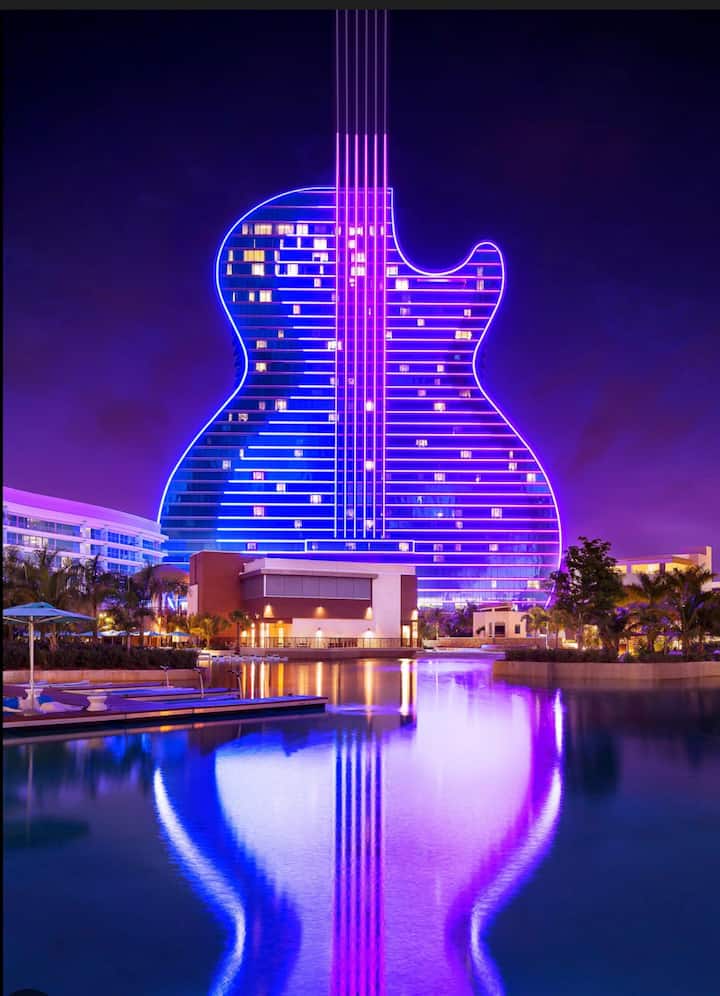 Cozy2br Near Hard Rock Casino & Beach - Hollywood, FL