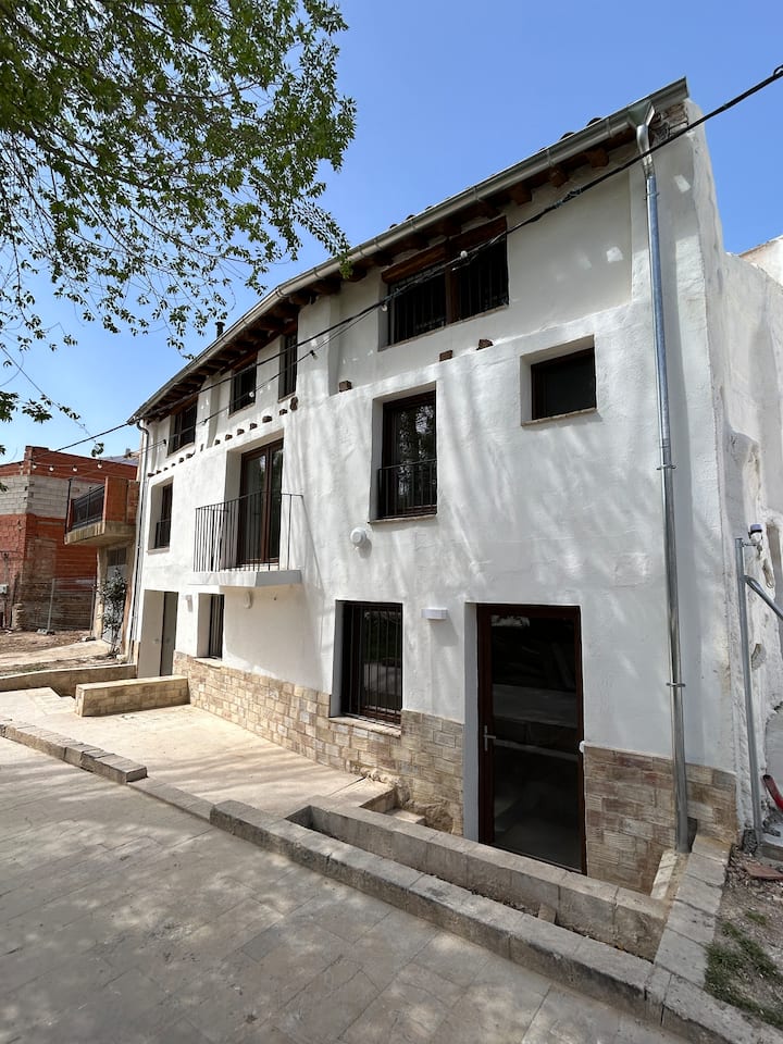 Casas Del Río. (Apartamento 2 De 3) - Enguídanos