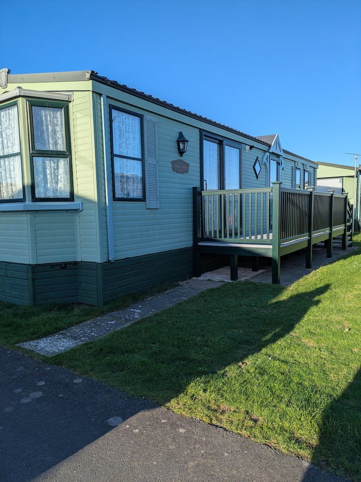 Seaside Caravan - Tywyn