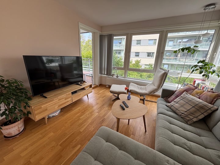 Lys Og Moderne Leilighet - Oslo