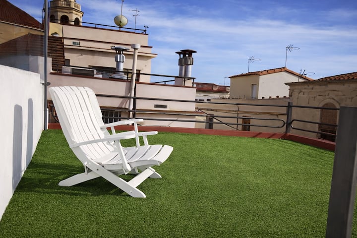 Petite Maison 2 Terrasses · Plage à 2 Min - El Masnou