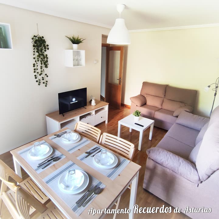 Recuerdos De Asturias. Entre El Mar Y La Montaña. - Aviles