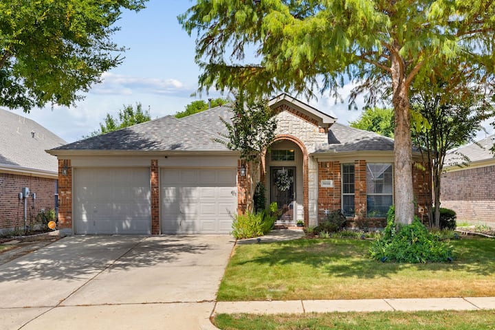 Your Cozy Home Away From Home! - McKinney, TX