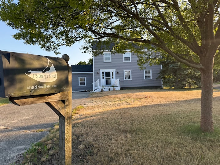 Room#1at175orangestreet - Nantucket, MA