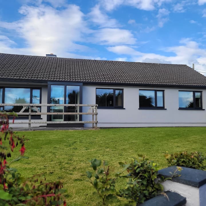 Celebration Stay Westport
Town Centre, Spacious -