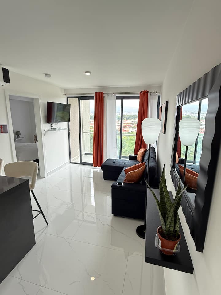 Elegant 1 Bedroom Apartment - San José